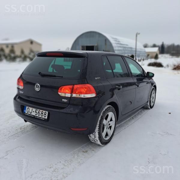 Melns Volkswagen Golf 2010 Rēzekne, ar dzinēja tilpumu 1.60 L un nobraukumu 0 tūkst. km par 4550 €, foto 7 vietnē AUTOMOTO.COM.LV