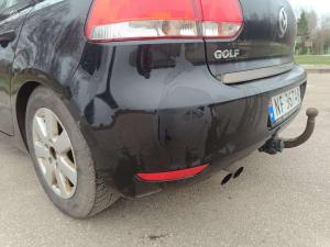 Black Volkswagen Golf 2010 in Kursenai, with an engine capacity of 1.97 L and mileage of 260 thousand km for 2150 €, photo 2 on AUTOMOTO.COM.LV