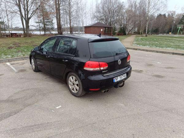 Melns Volkswagen Golf 2010 Kuršėnai, ar dzinēja tilpumu 1.97 L un nobraukumu 260 tūkst. km par 2150 €, foto 5 vietnē AUTOMOTO.COM.LV
