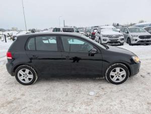 Black Volkswagen Golf 2010 in Taurage, with an engine capacity of 1.39 L and mileage of 162 thousand km for 4400 €, photo 4 on AUTOMOTO.COM.LV