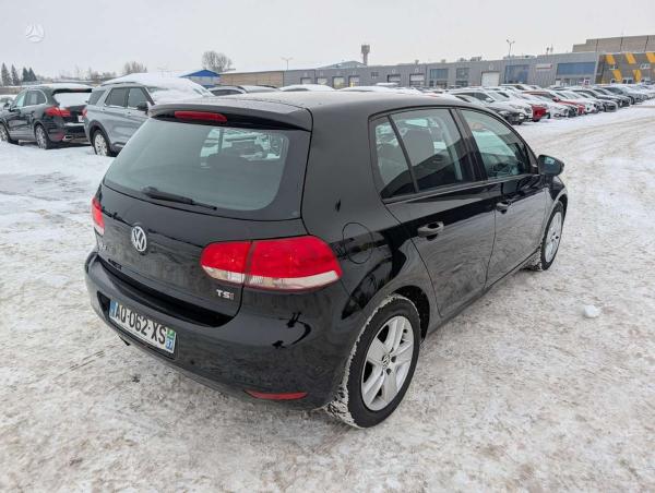 Black Volkswagen Golf 2010 in Taurage, with an engine capacity of 1.39 L and mileage of 162 thousand km for 4400 €, photo 5 on AUTOMOTO.COM.LV