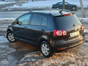 Melns Volkswagen Golf 2010 Kauņa, ar dzinēja tilpumu 1.60 L un nobraukumu 310 tūkst. km par 3900 €, foto 2 vietnē AUTOMOTO.COM.LV