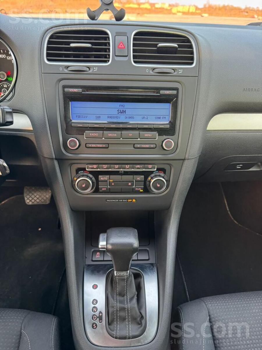 Melns Volkswagen Golf 2010 Rīga, ar dzinēja tilpumu 1.40 L un nobraukumu 0 tūkst. km par 3599 €, foto 17 vietnē AUTOMOTO.COM.LV