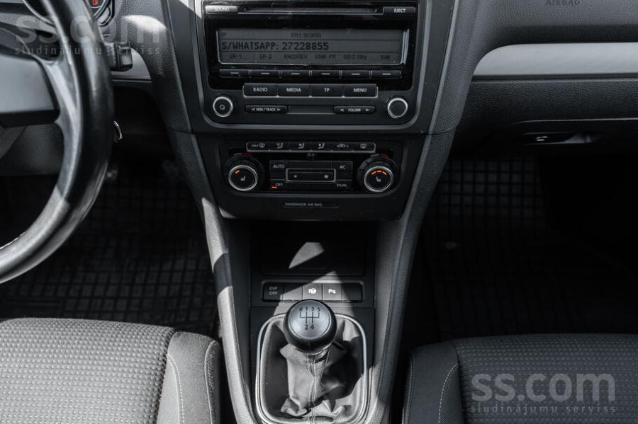 Melns Volkswagen Golf 2010 Rīga, ar dzinēja tilpumu 1.60 L un nobraukumu 334 tūkst. km par 3200 €, foto 9 vietnē AUTOMOTO.COM.LV