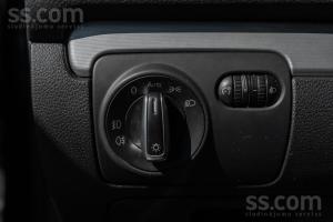 Melns Volkswagen Golf 2010 Rīga, ar dzinēja tilpumu 1.60 L un nobraukumu 334 tūkst. km par 3200 €, foto 11 vietnē AUTOMOTO.COM.LV