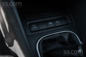 Melns Volkswagen Golf 2010 Rīga, ar dzinēja tilpumu 1.60 L un nobraukumu 334 tūkst. km par 3200 €, foto 14 vietnē AUTOMOTO.COM.LV