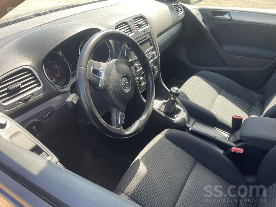 Черный Фольксваген Гольф 2010 в Рига, объемом двигателя 1.60 л и пробегом 0 тыс. км за 2999 €, фото 10 на AUTOMOTO.COM.LV