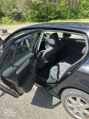 Black Volkswagen Golf 2010 in Vilnius, with an engine capacity of 1.40 L and mileage of 240 thousand km for 2000 €, photo 11 on AUTOMOTO.COM.LV