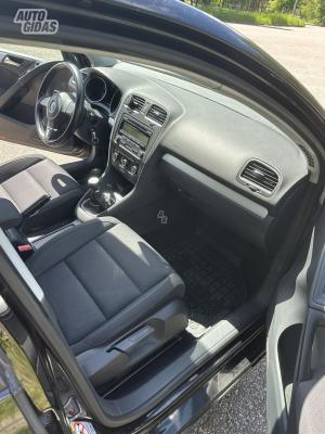 Black Volkswagen Golf 2010 in Vilnius, with an engine capacity of 1.40 L and mileage of 240 thousand km for 2000 €, photo 14 on AUTOMOTO.COM.LV
