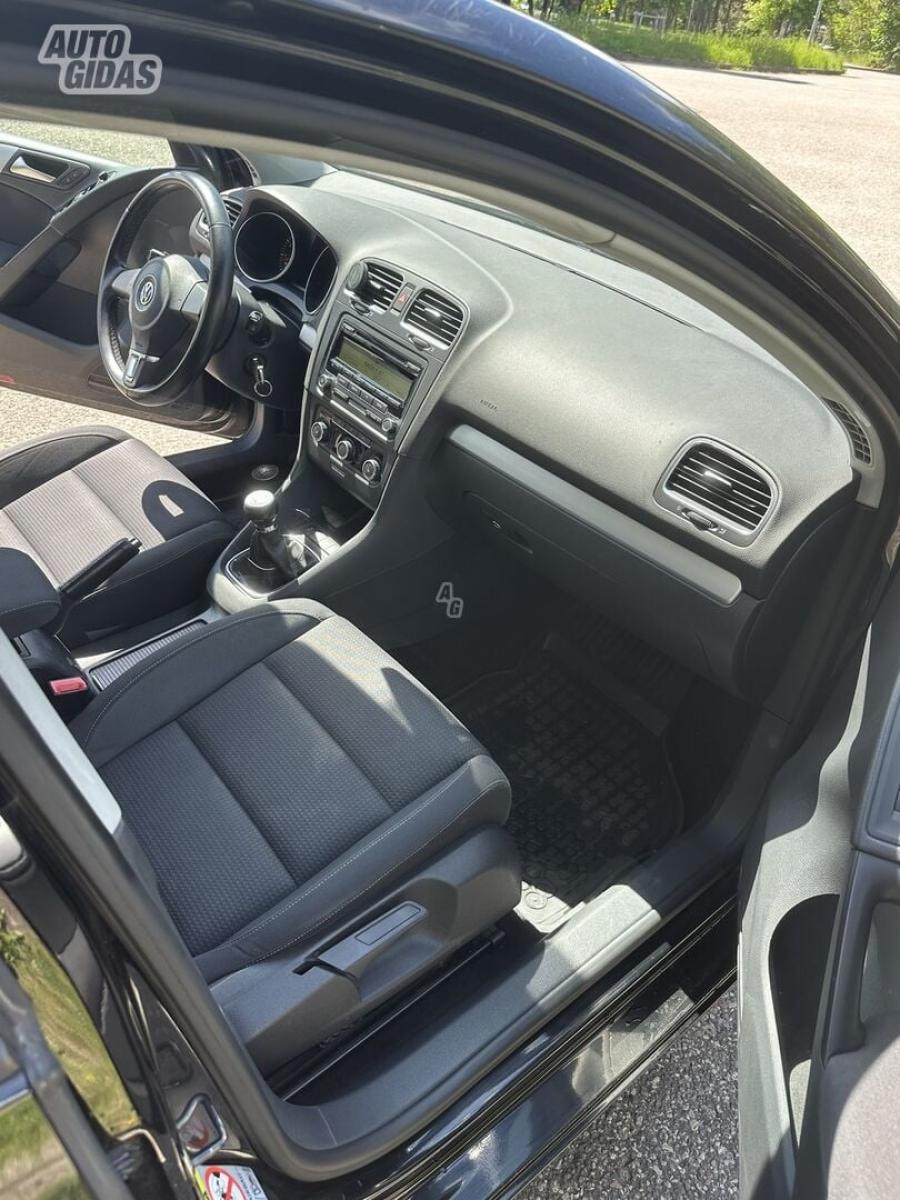 Black Volkswagen Golf 2010 in Vilnius, with an engine capacity of 1.40 L and mileage of 240 thousand km for 2000 €, photo 14 on AUTOMOTO.COM.LV