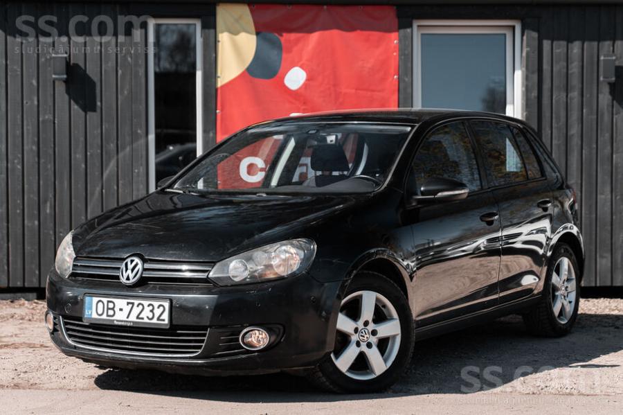Melns Volkswagen Golf 2010 Rīga, ar dzinēja tilpumu 1.60 L un nobraukumu 334 tūkst. km par 3200 €, foto 1 vietnē AUTOMOTO.COM.LV