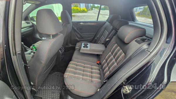 Melns Volkswagen Golf 2010 Tallina, ar dzinēja tilpumu 2.00 L un nobraukumu 199 tūkst. km par 7500 €, foto 10 vietnē AUTOMOTO.COM.LV