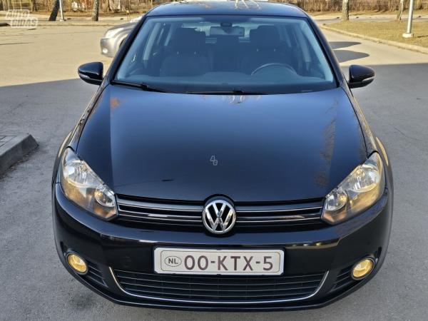 Melns Volkswagen Golf 2010 Alīta, ar dzinēja tilpumu 1.60 L un nobraukumu 294 tūkst. km par 4400 €, foto 3 vietnē AUTOMOTO.COM.LV