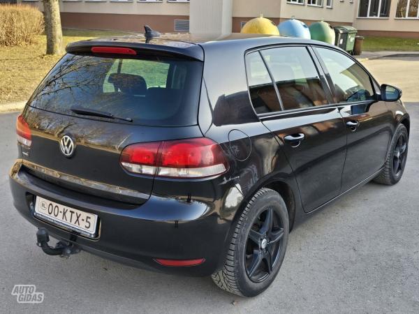 Melns Volkswagen Golf 2010 Alīta, ar dzinēja tilpumu 1.60 L un nobraukumu 294 tūkst. km par 4400 €, foto 5 vietnē AUTOMOTO.COM.LV