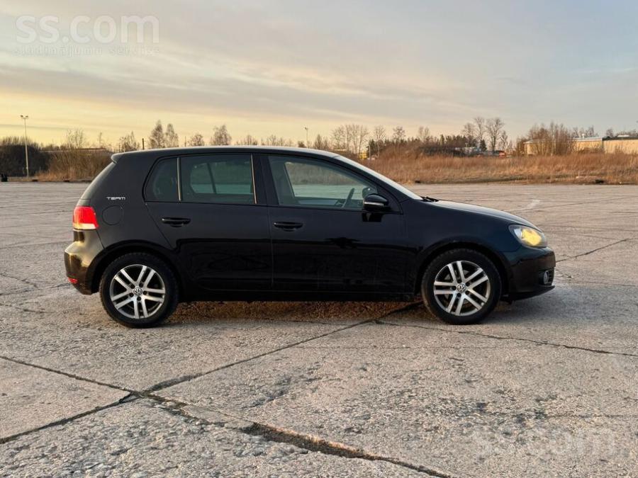 Melns Volkswagen Golf 2010 Rīga, ar dzinēja tilpumu 1.40 L un nobraukumu 0 tūkst. km par 3599 €, foto 7 vietnē AUTOMOTO.COM.LV