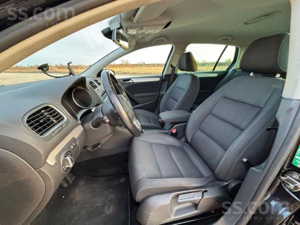 Black Volkswagen Golf 2010 in Riga, with an engine capacity of 1.40 L and mileage of 0 thousand km for 3599 €, photo 9 on AUTOMOTO.COM.LV