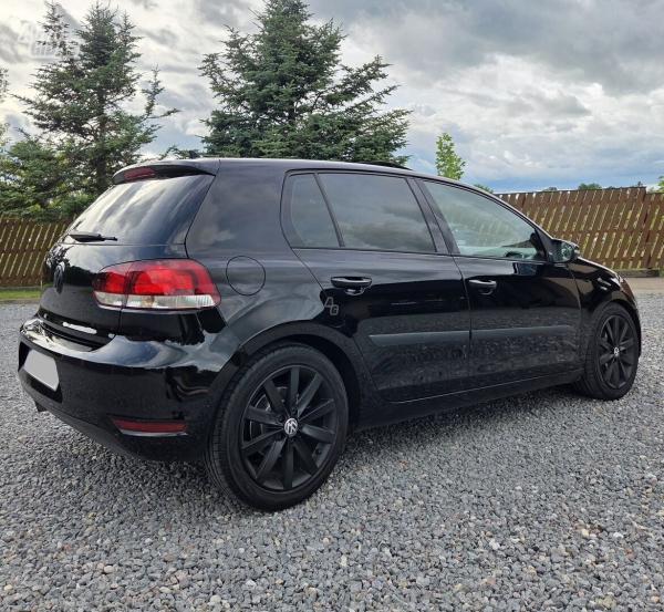 Melns Volkswagen Golf 2010 Alīta, ar dzinēja tilpumu 2.00 L un nobraukumu 206 tūkst. km par 5000 €, foto 5 vietnē AUTOMOTO.COM.LV