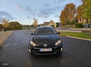 Melns Volkswagen Golf 2010 Pelva, ar dzinēja tilpumu 1.60 L un nobraukumu 325 tūkst. km par 4800 €, foto 13 vietnē AUTOMOTO.COM.LV