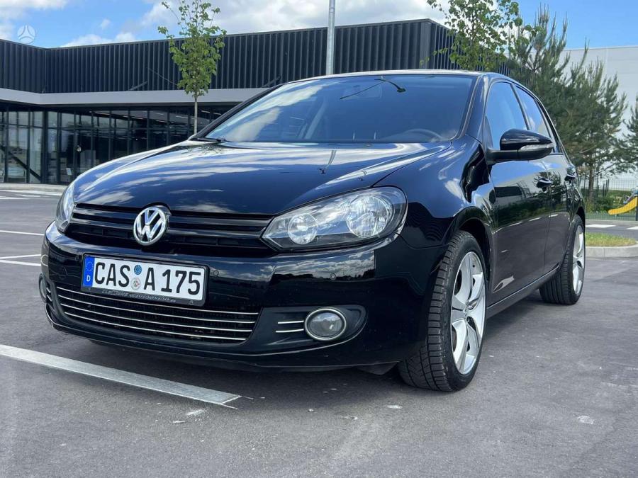 Melns Volkswagen Golf 2010 Kauņa, ar dzinēja tilpumu 1.60 L un nobraukumu 291 tūkst. km par 4350 €, foto 1 vietnē AUTOMOTO.COM.LV