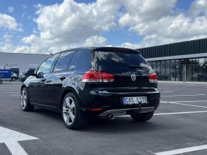 Melns Volkswagen Golf 2010 Kauņa, ar dzinēja tilpumu 1.60 L un nobraukumu 291 tūkst. km par 4350 €, foto 5 vietnē AUTOMOTO.COM.LV