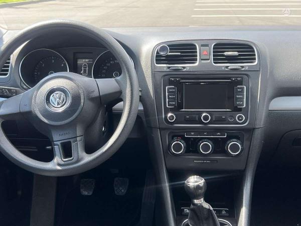 Melns Volkswagen Golf 2010 Kauņa, ar dzinēja tilpumu 1.60 L un nobraukumu 291 tūkst. km par 4350 €, foto 9 vietnē AUTOMOTO.COM.LV