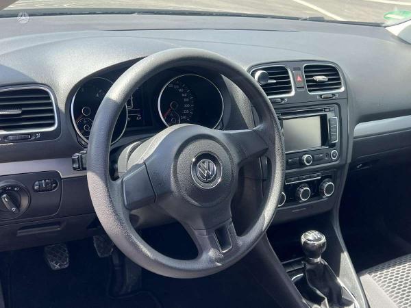 Melns Volkswagen Golf 2010 Kauņa, ar dzinēja tilpumu 1.60 L un nobraukumu 291 tūkst. km par 4350 €, foto 10 vietnē AUTOMOTO.COM.LV