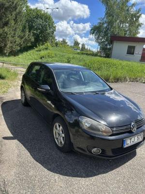 Melns Volkswagen Golf 2010 Viļņa, ar dzinēja tilpumu 1.39 L un nobraukumu 240 tūkst. km par 1200 €, foto 4 vietnē AUTOMOTO.COM.LV