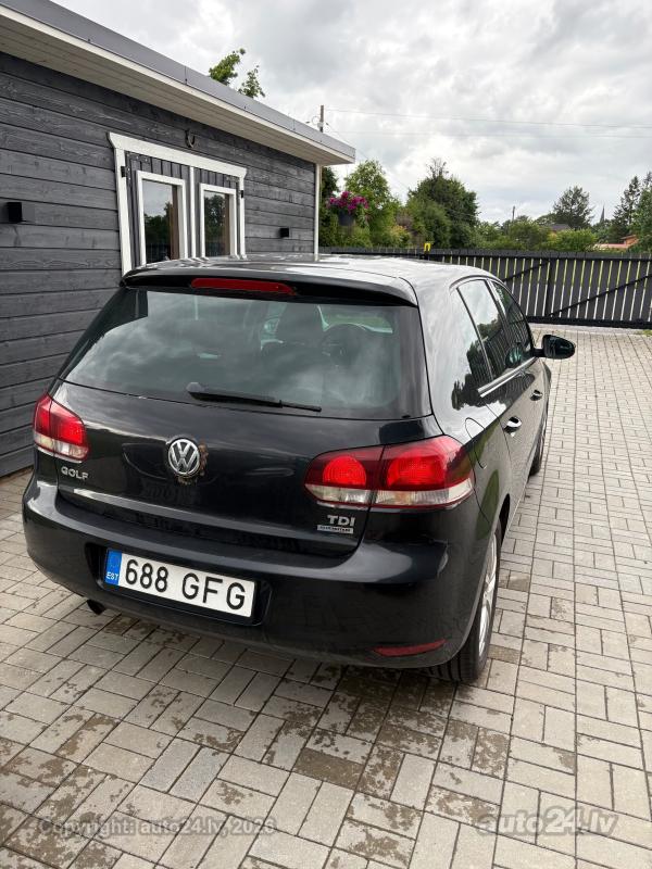 Melns Volkswagen Golf 2010 Tallina, ar dzinēja tilpumu 1.60 L un nobraukumu 367 tūkst. km par 3200 €, foto 6 vietnē AUTOMOTO.COM.LV