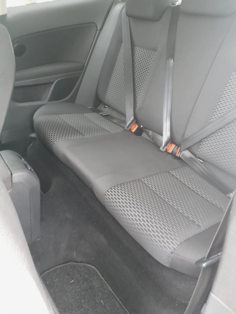 Melns Volkswagen Golf 2010 Rīga, ar dzinēja tilpumu 1.20 L un nobraukumu 213 tūkst. km par 3450 €, foto 18 vietnē AUTOMOTO.COM.LV