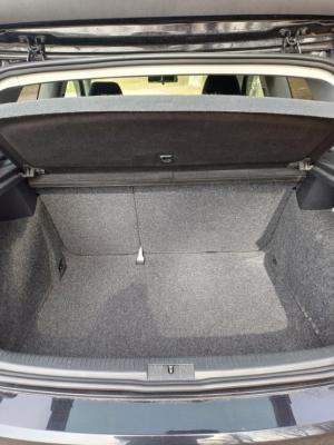 Melns Volkswagen Golf 2010 Rīga, ar dzinēja tilpumu 1.20 L un nobraukumu 213 tūkst. km par 3450 €, foto 22 vietnē AUTOMOTO.COM.LV