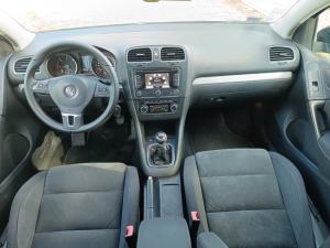 Black Volkswagen Golf 2010 in Riga, with an engine capacity of 1.60 L and mileage of 201 thousand km for 4990 €, photo 12 on AUTOMOTO.COM.LV