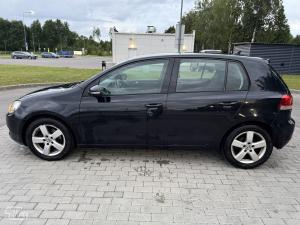 Melns Volkswagen Golf 2010 Viļņa, ar dzinēja tilpumu 1.60 L un nobraukumu 340 tūkst. km par 2500 €, foto 9 vietnē AUTOMOTO.COM.LV