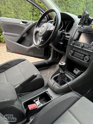 Melns Volkswagen Golf 2010 Viļņa, ar dzinēja tilpumu 1.60 L un nobraukumu 340 tūkst. km par 2500 €, foto 12 vietnē AUTOMOTO.COM.LV