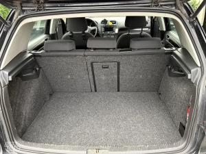 Melns Volkswagen Golf 2010 Viļņa, ar dzinēja tilpumu 1.60 L un nobraukumu 340 tūkst. km par 2500 €, foto 21 vietnē AUTOMOTO.COM.LV
