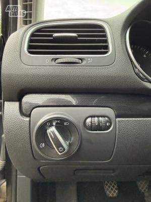 Melns Volkswagen Golf 2010 Viļņa, ar dzinēja tilpumu 1.60 L un nobraukumu 340 tūkst. km par 2500 €, foto 23 vietnē AUTOMOTO.COM.LV