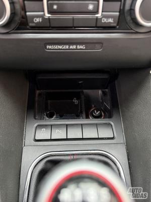 Melns Volkswagen Golf 2010 Viļņa, ar dzinēja tilpumu 1.60 L un nobraukumu 340 tūkst. km par 2500 €, foto 30 vietnē AUTOMOTO.COM.LV