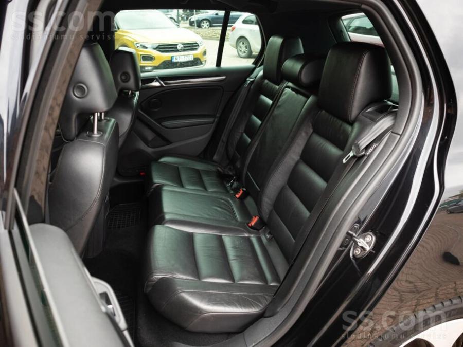 Melns Volkswagen Golf 2010 Liepāja, ar dzinēja tilpumu 2.00 L un nobraukumu 218 tūkst. km par 7950 €, foto 7 vietnē AUTOMOTO.COM.LV