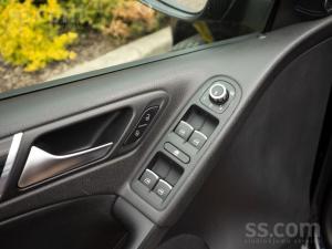 Melns Volkswagen Golf 2010 Liepāja, ar dzinēja tilpumu 2.00 L un nobraukumu 218 tūkst. km par 7950 €, foto 11 vietnē AUTOMOTO.COM.LV