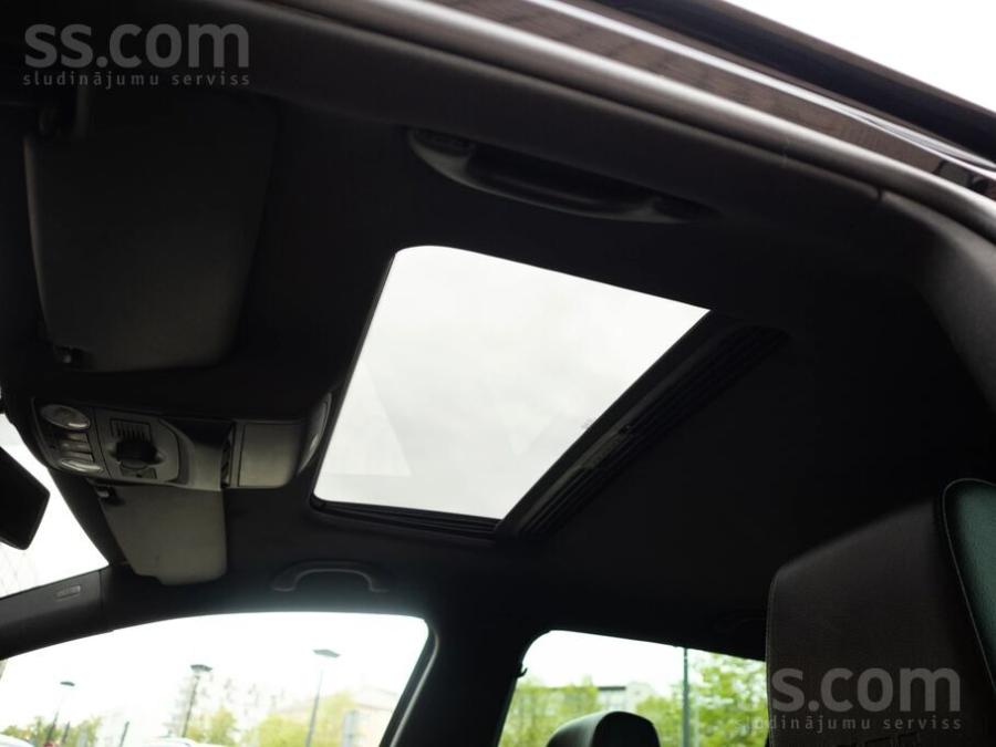 Melns Volkswagen Golf 2010 Liepāja, ar dzinēja tilpumu 2.00 L un nobraukumu 218 tūkst. km par 7950 €, foto 12 vietnē AUTOMOTO.COM.LV