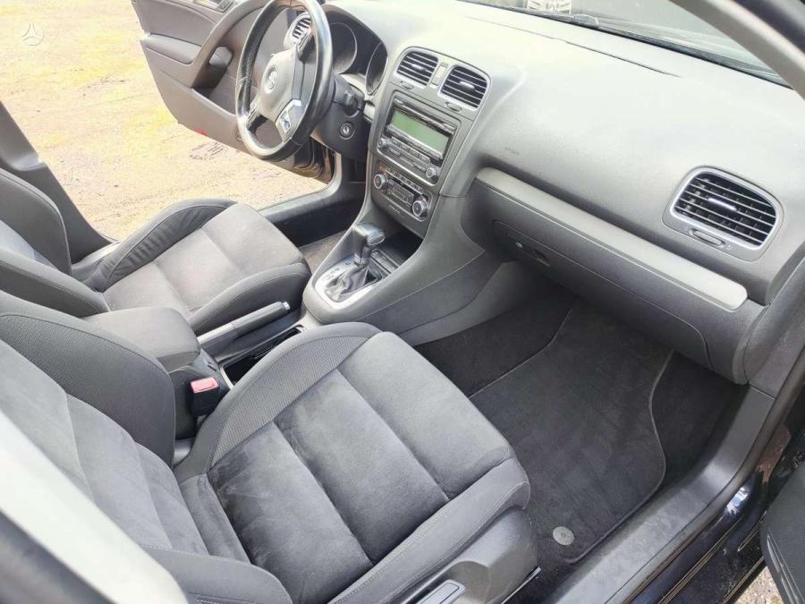 Melns Volkswagen Golf 2010 Vilkaviškis, ar dzinēja tilpumu 1.39 L un nobraukumu 270 tūkst. km par 2999 €, foto 19 vietnē AUTOMOTO.COM.LV