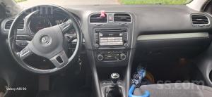 Melns Volkswagen Golf 2010 Cēsis, ar dzinēja tilpumu 1.60 L un nobraukumu 262 tūkst. km par 3200 €, foto 7 vietnē AUTOMOTO.COM.LV