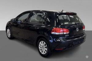 Black Volkswagen Golf 2010 in Kaunas, with an engine capacity of 1.60 L and mileage of 167 thousand km for 3100 €, photo 5 on AUTOMOTO.COM.LV