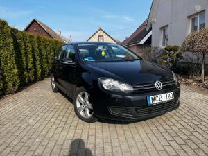 Black Volkswagen Golf 2010 in Vilnius, with an engine capacity of 1.60 L and mileage of 341 thousand km for 2500 €, photo  on AUTOMOTO.COM.LV