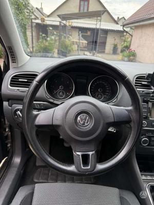 Black Volkswagen Golf 2010 in Vilnius, with an engine capacity of 1.60 L and mileage of 341 thousand km for 2500 €, photo 26 on AUTOMOTO.COM.LV