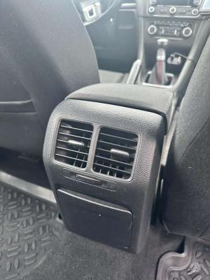 Black Volkswagen Golf 2010 in Vilnius, with an engine capacity of 1.60 L and mileage of 341 thousand km for 2500 €, photo 52 on AUTOMOTO.COM.LV