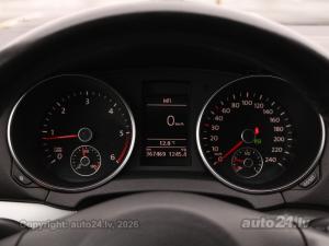 Melns Volkswagen Golf 2010 Tallina, ar dzinēja tilpumu 1.60 L un nobraukumu 360 tūkst. km par 4800 €, foto 17 vietnē AUTOMOTO.COM.LV