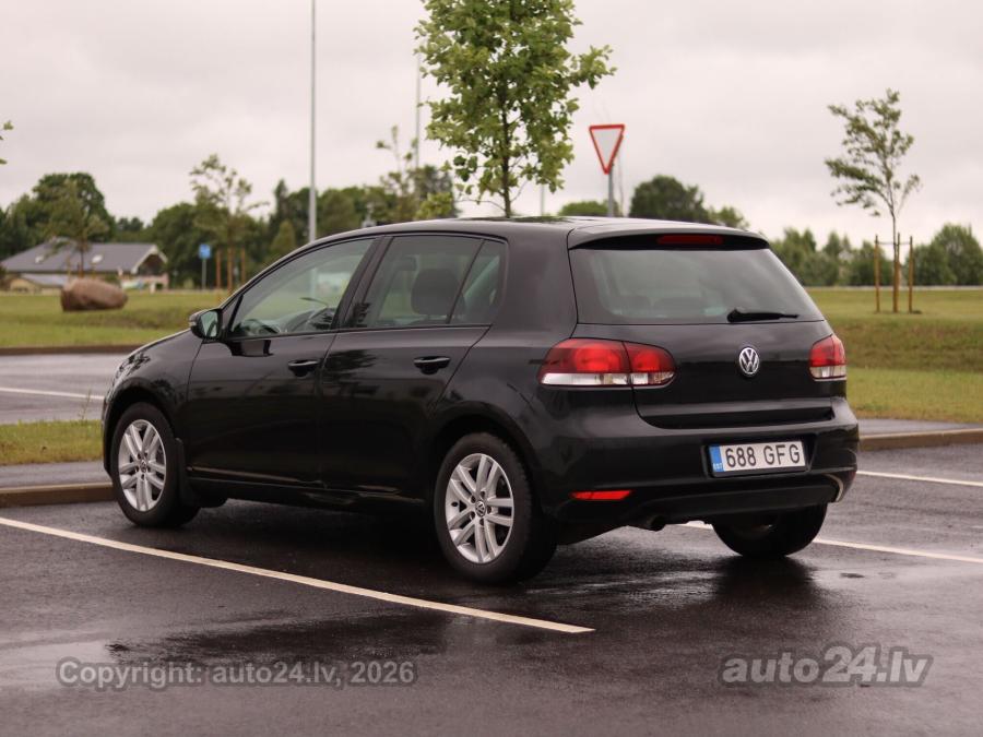 Black Volkswagen Golf 2010 in Tallinn, with an engine capacity of 1.60 L and mileage of 360 thousand km for 4800 €, photo 8 on AUTOMOTO.COM.LV