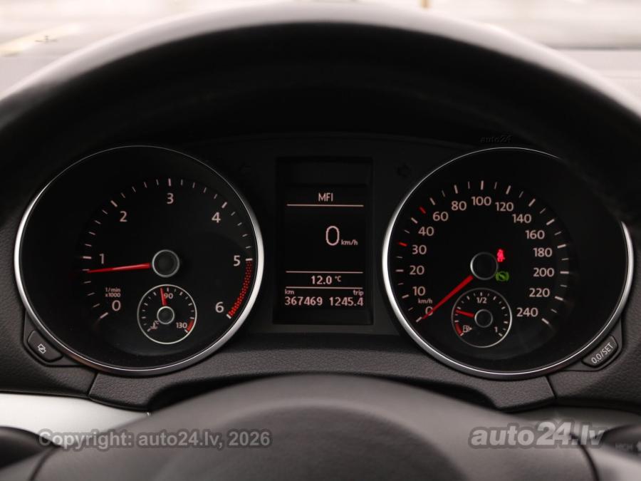 Black Volkswagen Golf 2010 in Tallinn, with an engine capacity of 1.60 L and mileage of 360 thousand km for 4800 €, photo 17 on AUTOMOTO.COM.LV