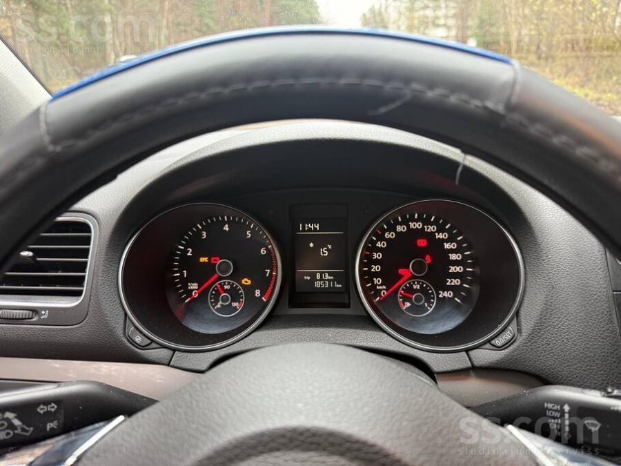 Melns Volkswagen Golf 2010 Jūrmala, ar dzinēja tilpumu 1.40 L un nobraukumu 185 tūkst. km par 3500 €, foto 12 vietnē AUTOMOTO.COM.LV
