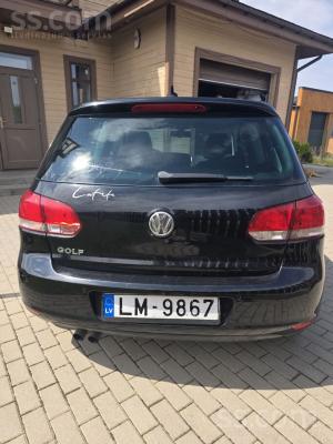 Black Volkswagen Golf 2010 in Riga, with an engine capacity of 2.00 L and mileage of 280 thousand km for 3650 €, photo 3 on AUTOMOTO.COM.LV